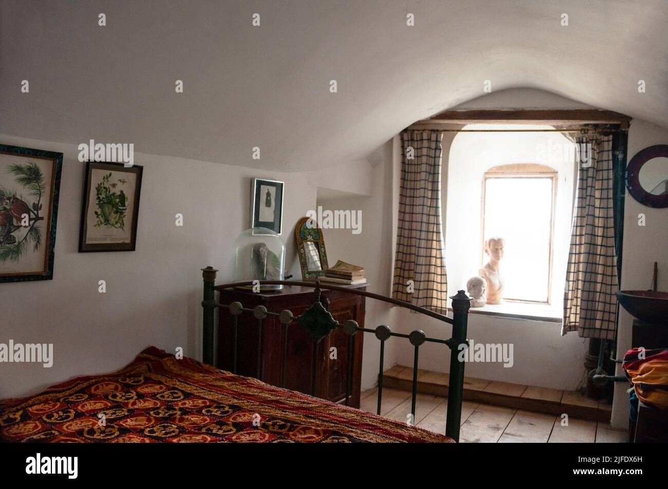 Oranmore Castle in Galway Bay in Oranmore, Ireland Stock Photo - Alamy