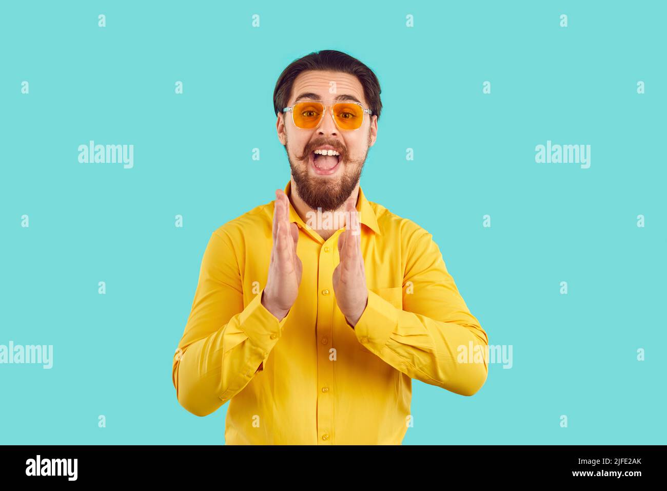 Gesture of measurement hi-res stock photography and images - Alamy