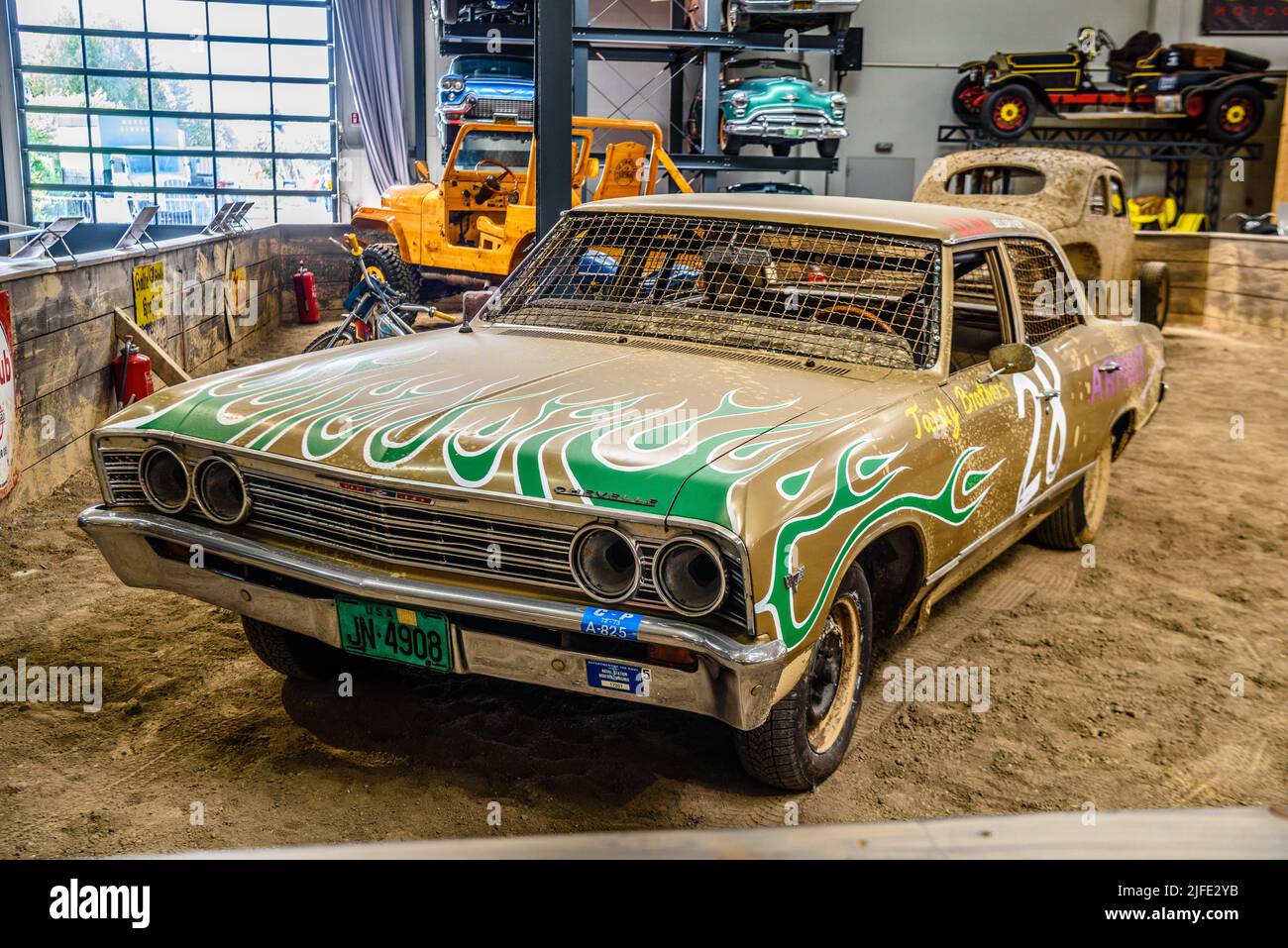 SINSHEIM, GERMANY - MAI 2022: beige brown Chevrolet Chevelle Malibu ...