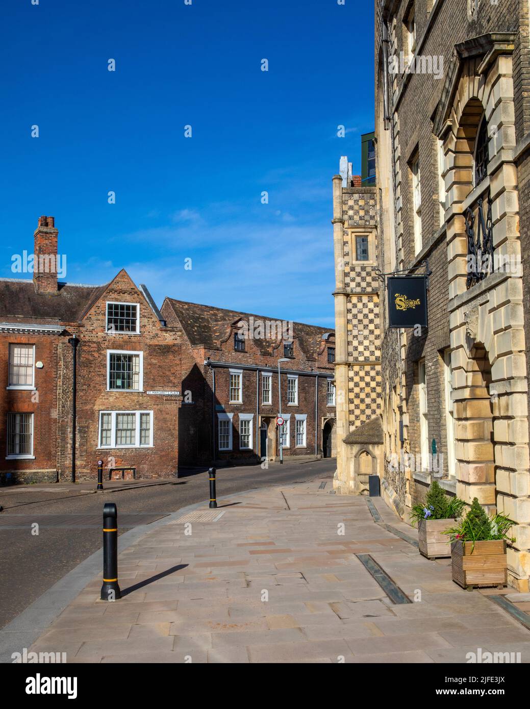 Norfolk, UK - April 8th 2022: Looking towards Queen Street in the ...