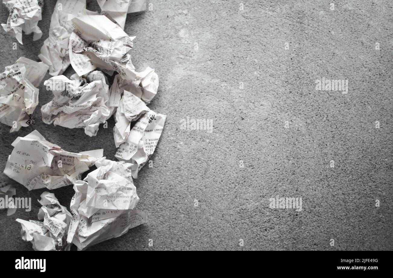 Crumpled receipt hi-res stock photography and images - Alamy