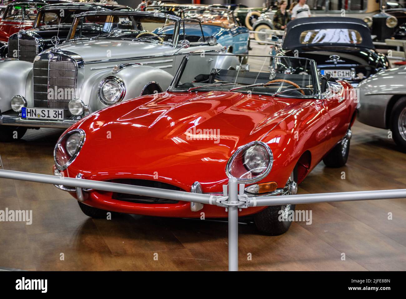 SINSHEIM, GERMANY - MAI 2022: red Jaguar E-Type cabrio 1963 270ps Stock ...