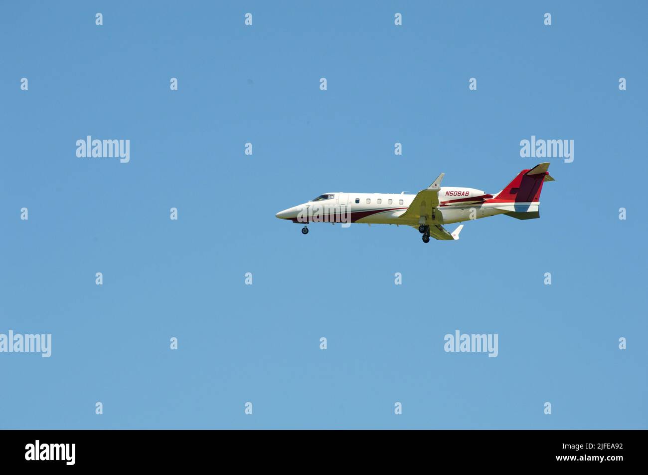 Learjet landing at Lexington Bluegrass Airport Stock Photo - Alamy