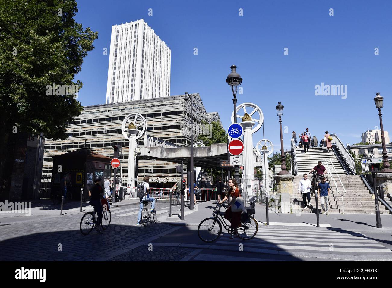Pont de crimee hi-res stock photography and images - Alamy