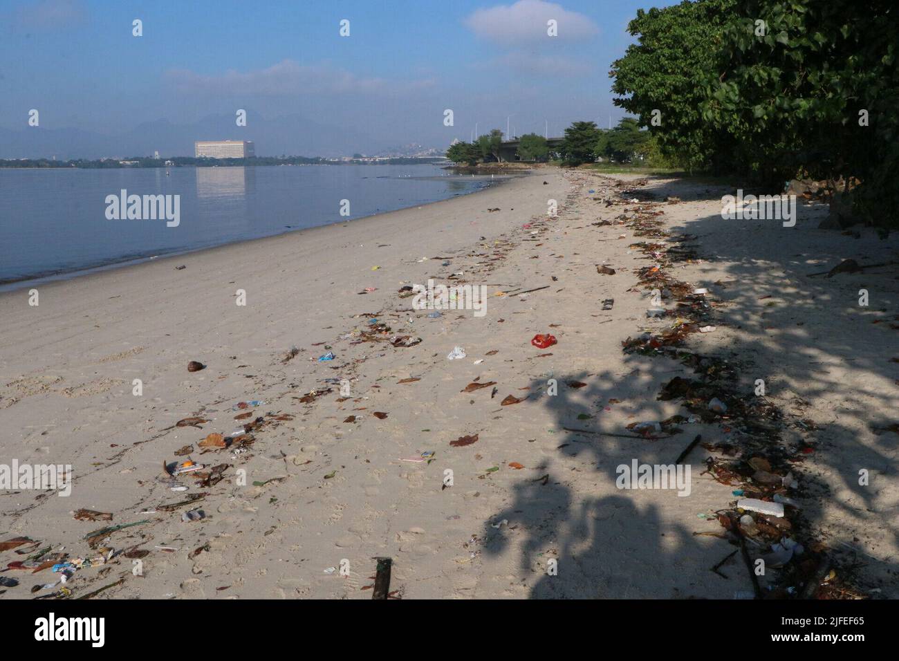 Rio de Janeiro, Rio de Janeiro, Brasil. 2nd July, 2022. (INT) Pollution ...