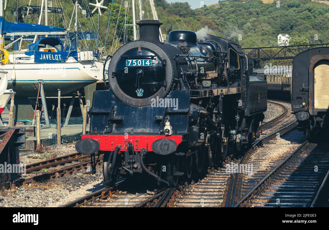 Devon shovel hi-res stock photography and images - Alamy