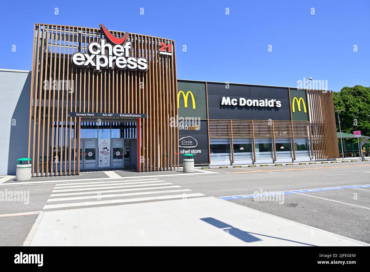 Italy. June 14, 2022. Rest stop on the highway in Italy Stock Photo - Alamy