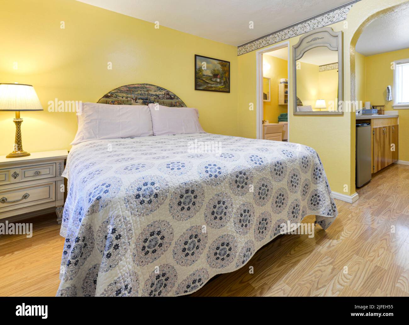 Bedroom motel interior Stock Photo - Alamy