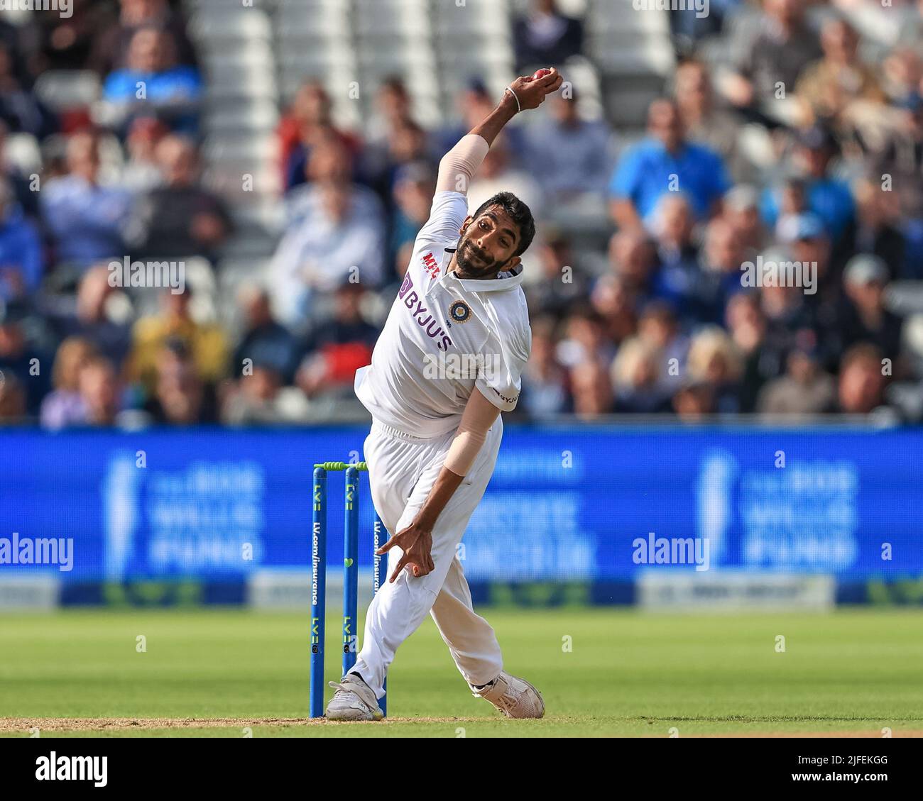 Jasprit Bumrah of India delivers the ball Stock Photo - Alamy