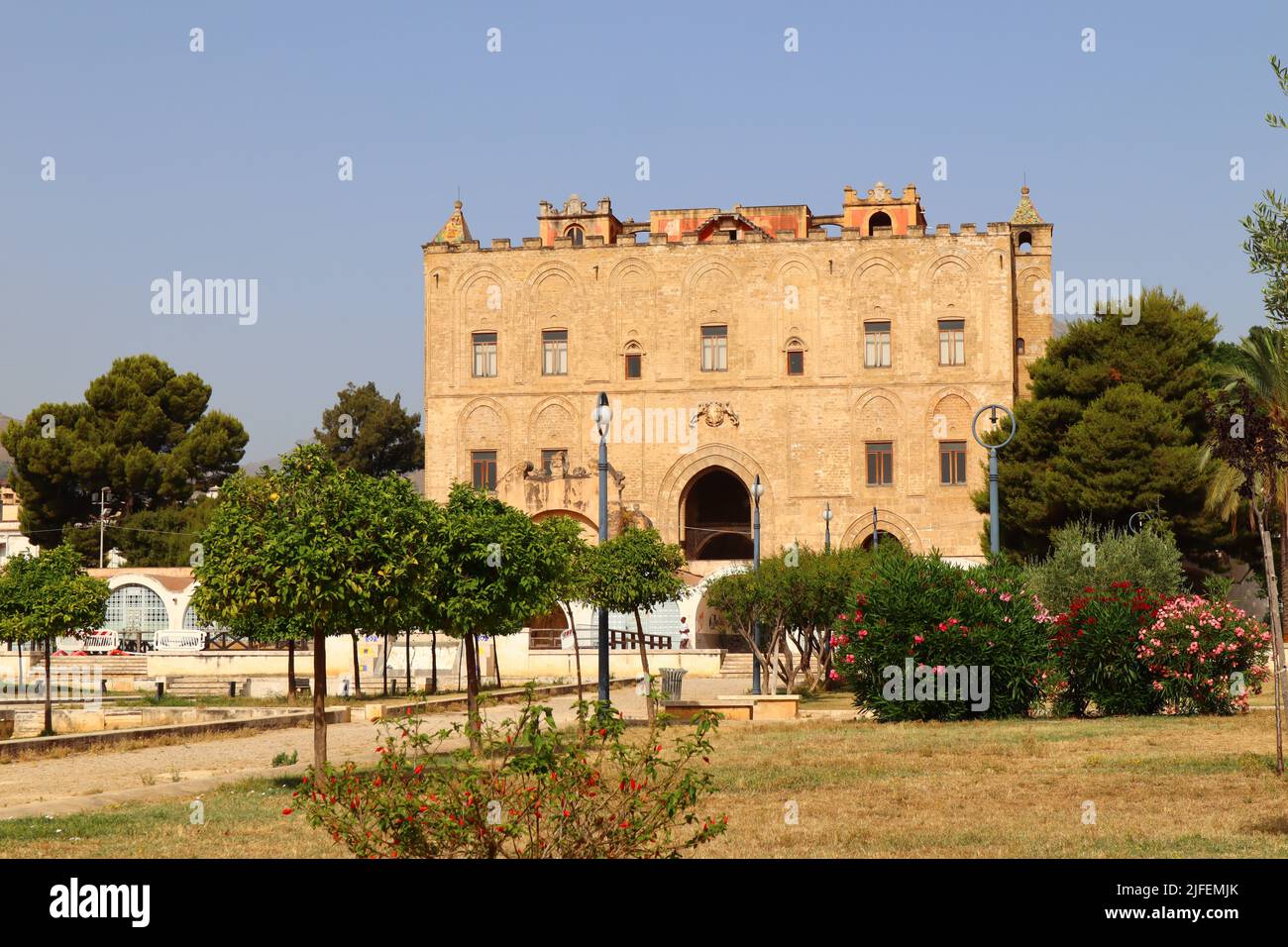 Palermo, Sicily (Italy): Palace of the Zisa, Arab-Norman Architecture ...