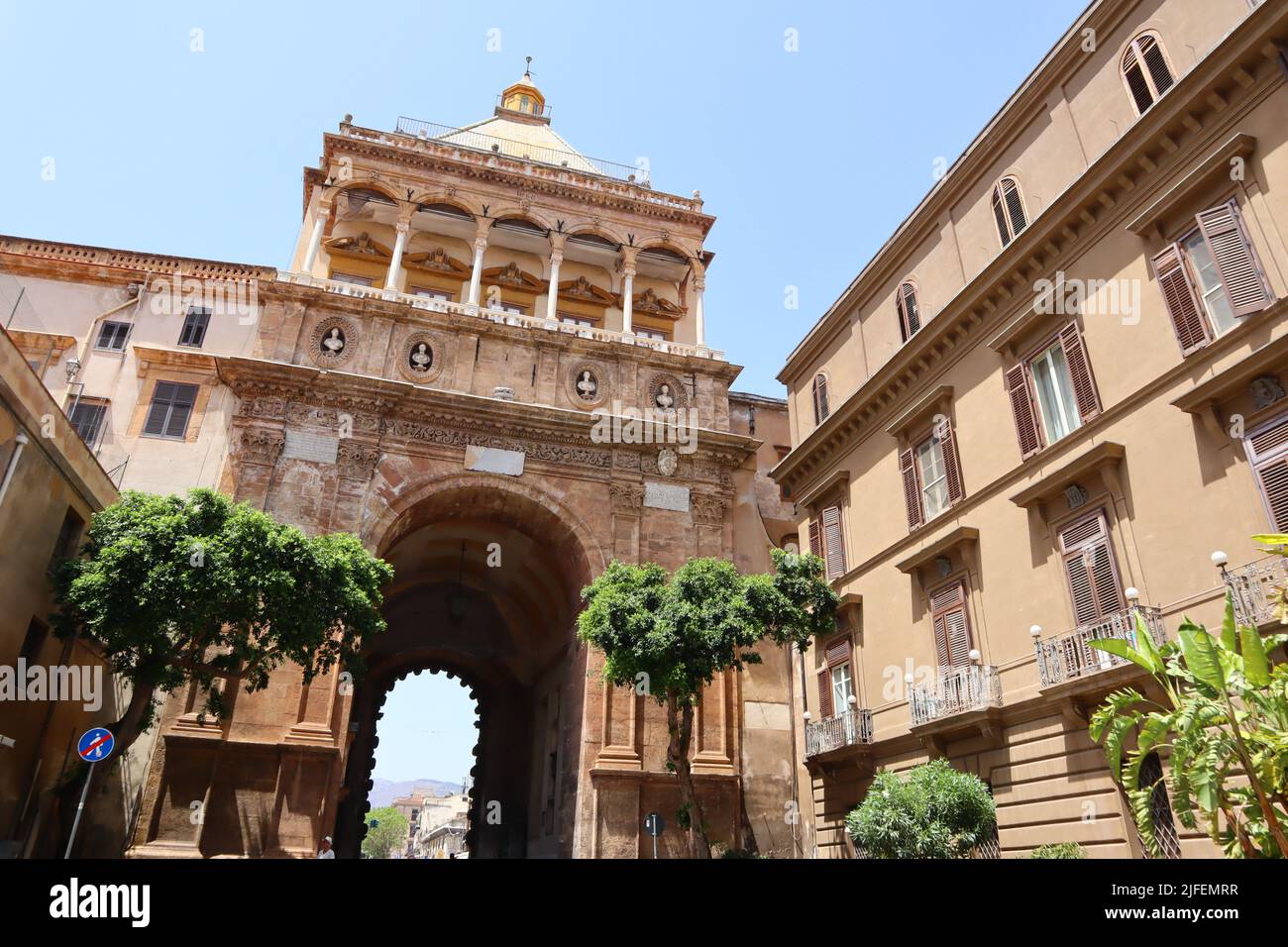 Palermo, Sicily (Italy): Porta Nuova, monumental city gate Stock Photo ...