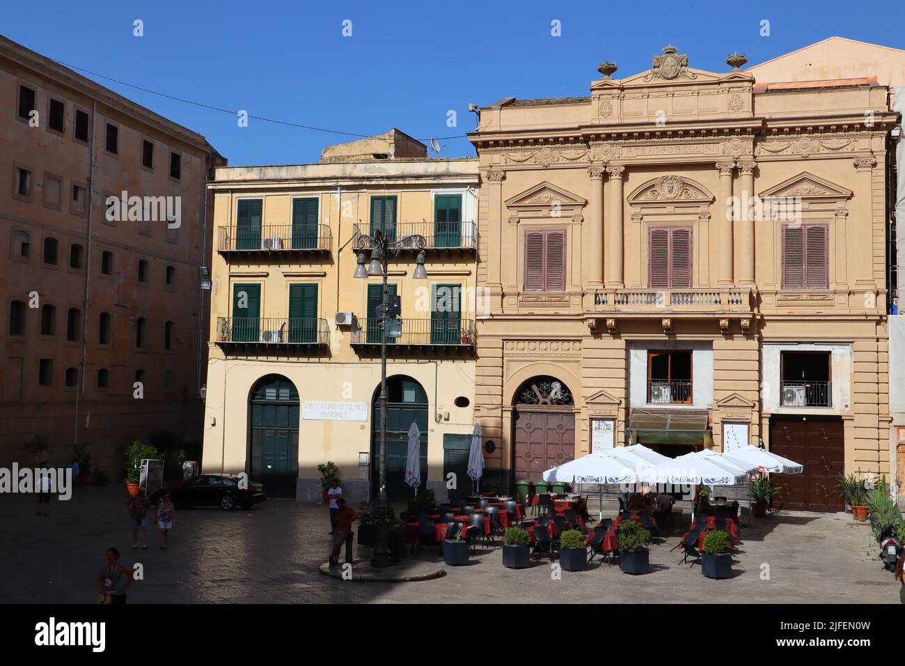 Palermo, Sicily (Italy): Bellini Theater at Piazza Bellini Stock Photo - Alamy