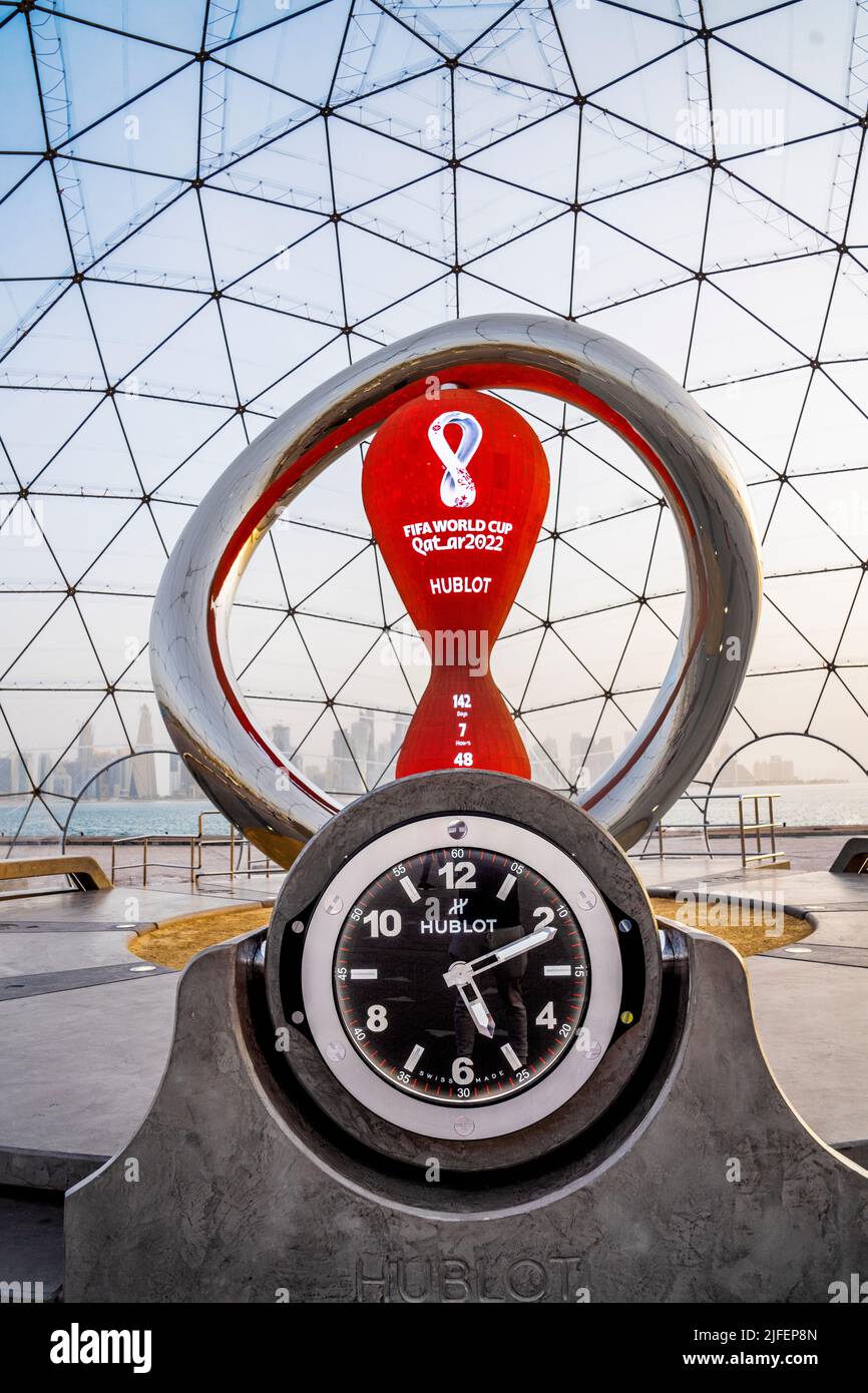FIFA World Cup Qatar 2022 Official Countdown Clock, powered by Hublot ...