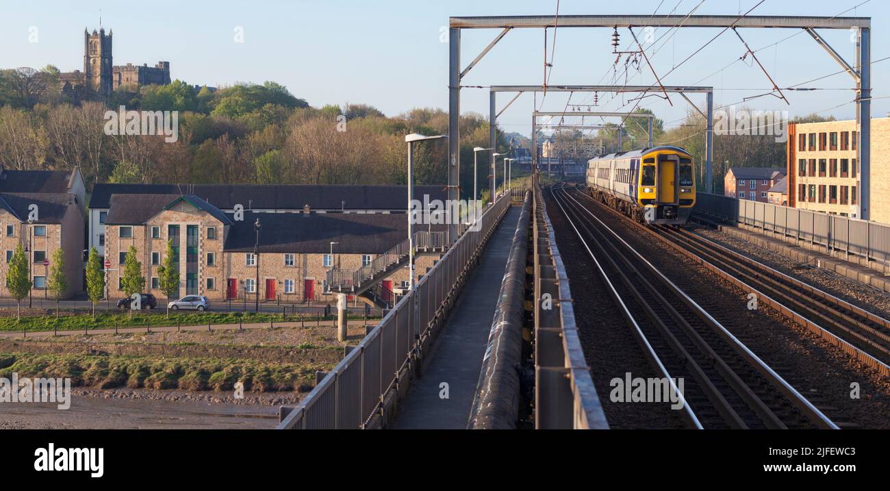 Northern rail class 158 sprinter train crossing Carlisle Bridge ...