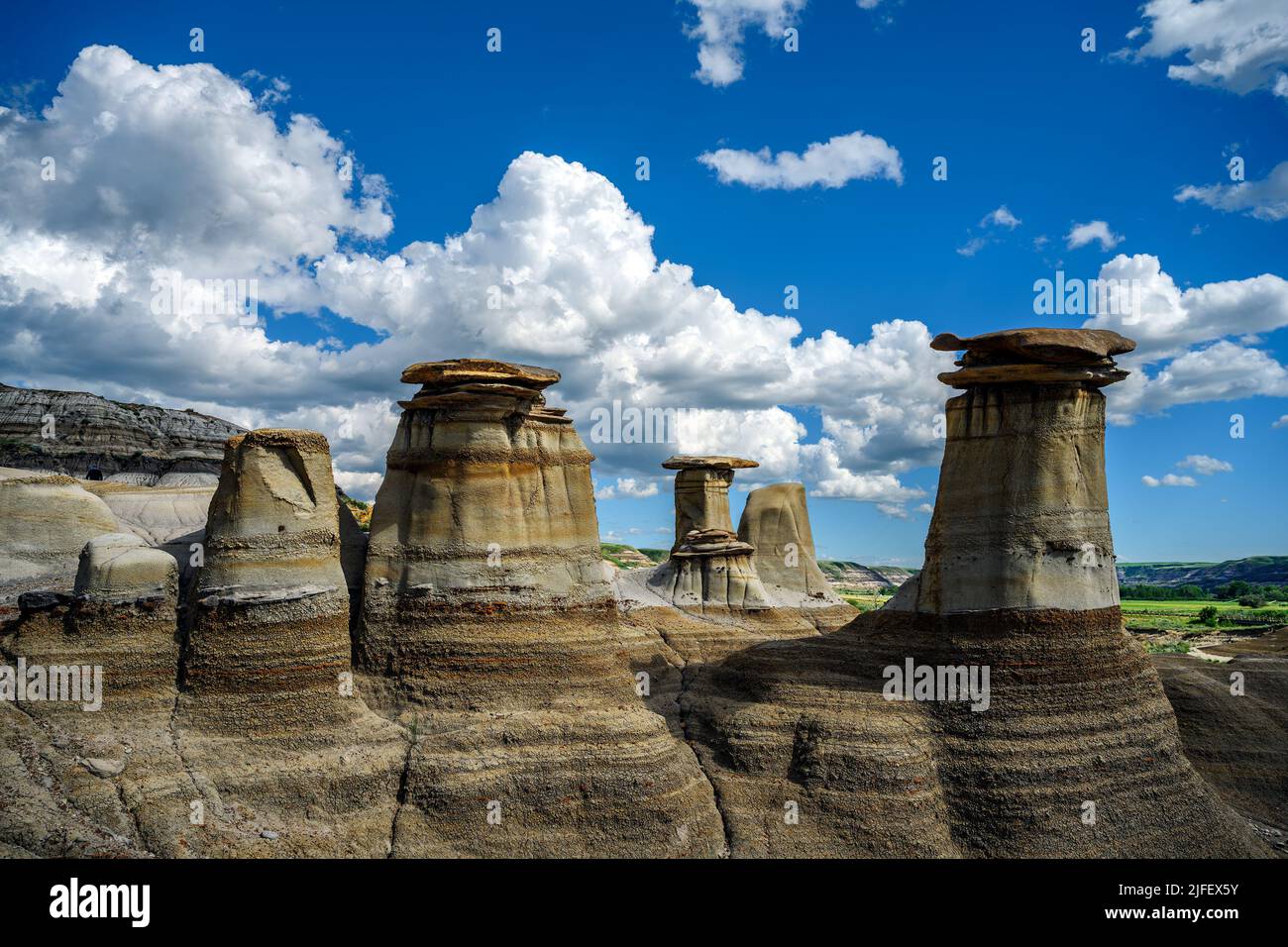 Sandstone Hoodoos and rock formations in the Canadian Badlands ...