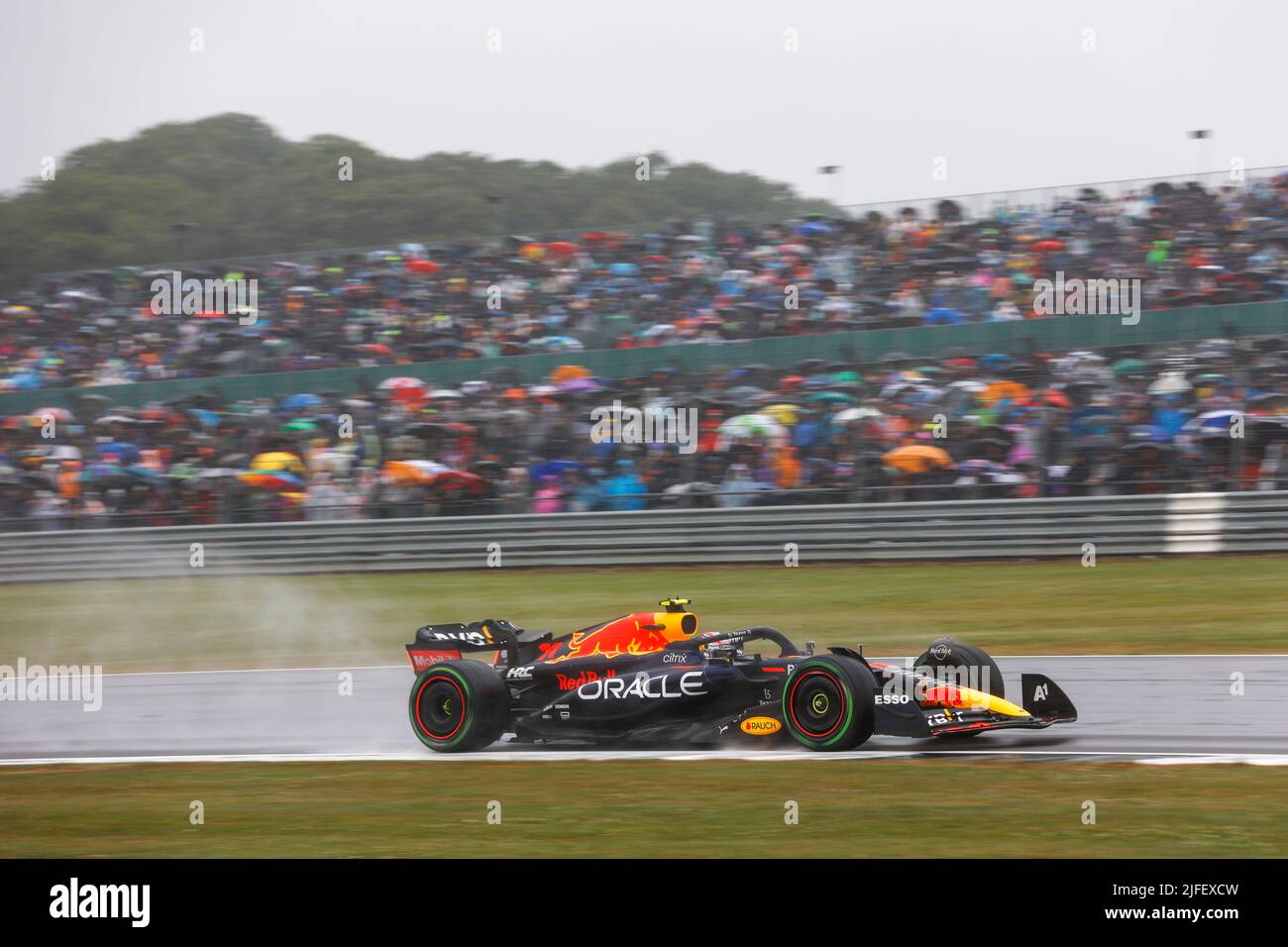 11 PEREZ Sergio (mex), Red Bull Racing RB18, action during the Formula 1 Lenovo British Grand ...