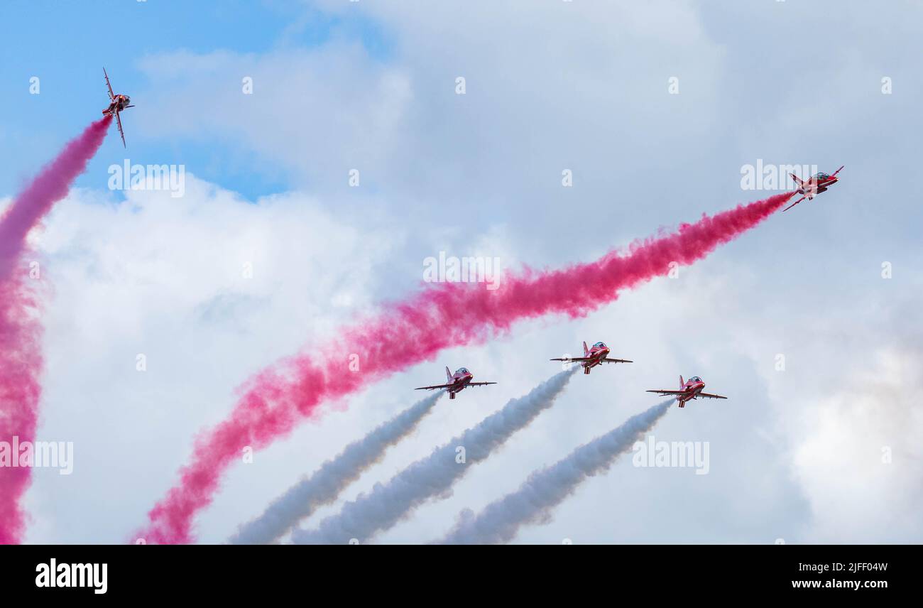 Red arrow aeroplane hi-res stock photography and images - Alamy