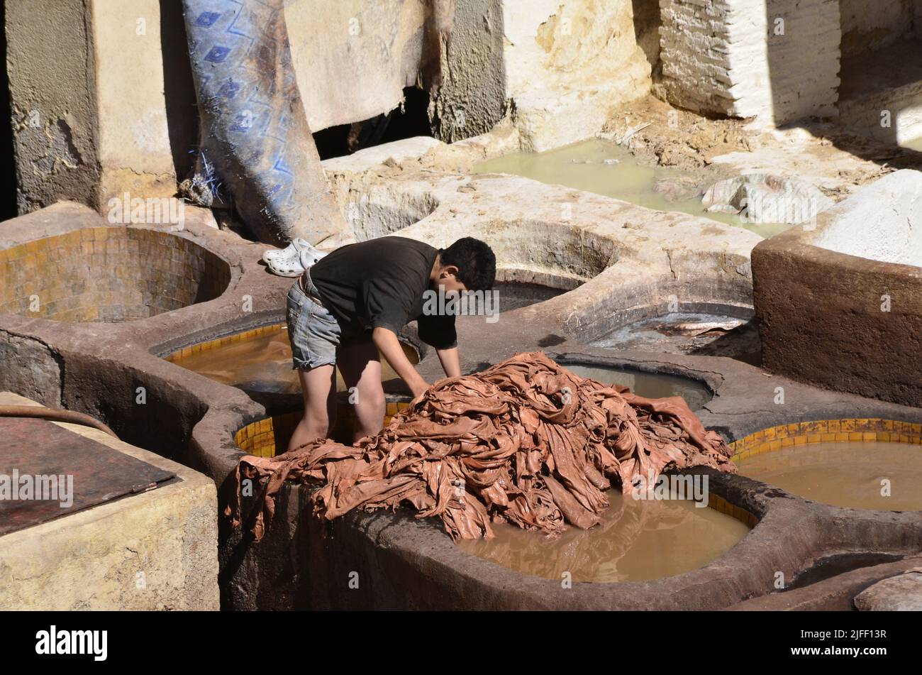 Tannery factory hi-res stock photography and images - Alamy