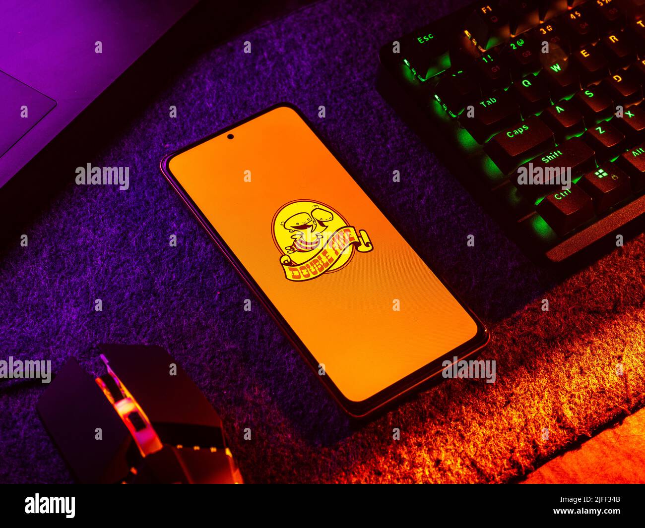 Double fine logo hi-res stock photography and images - Alamy