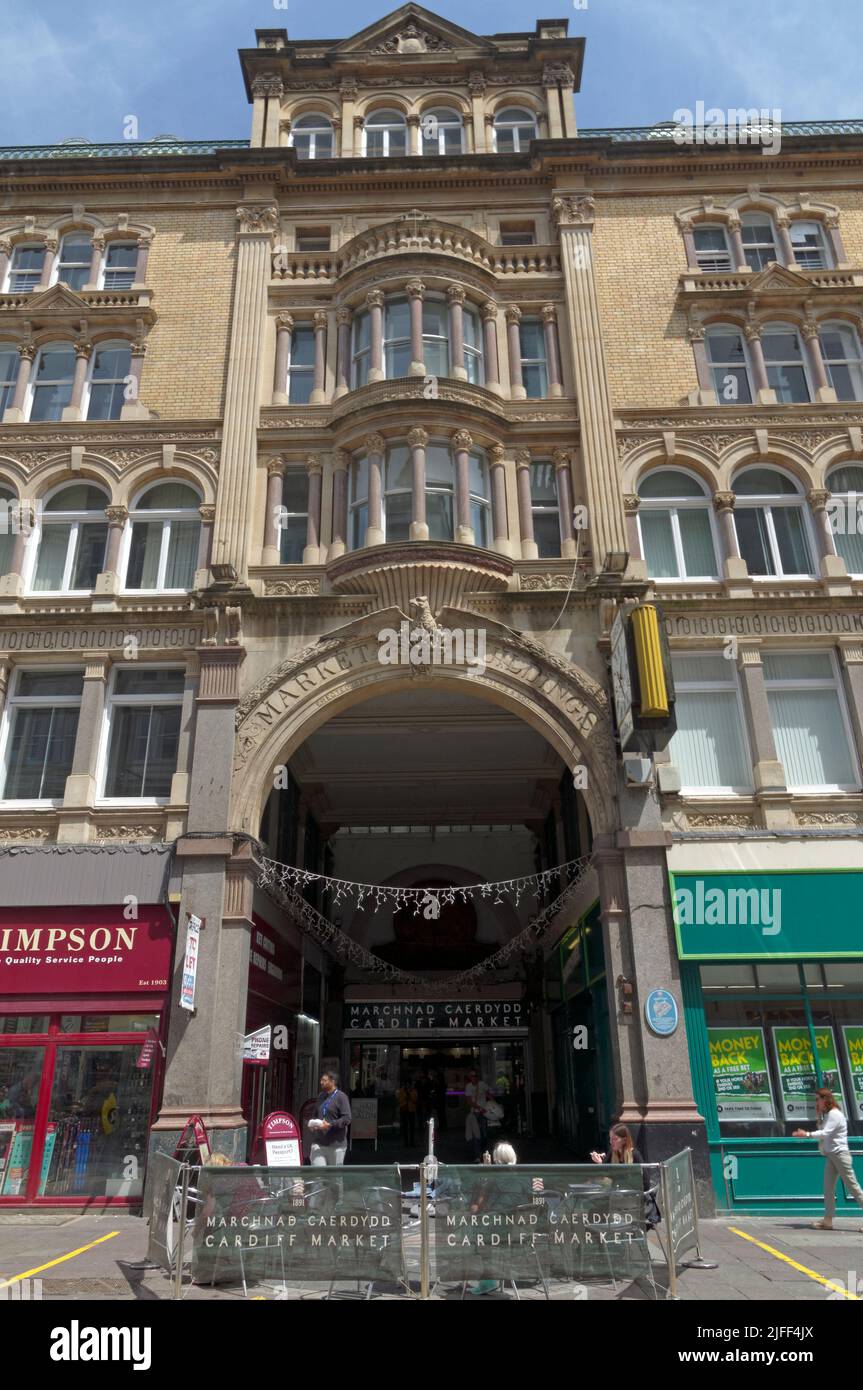 St marys street cardiff wales hi-res stock photography and images - Alamy