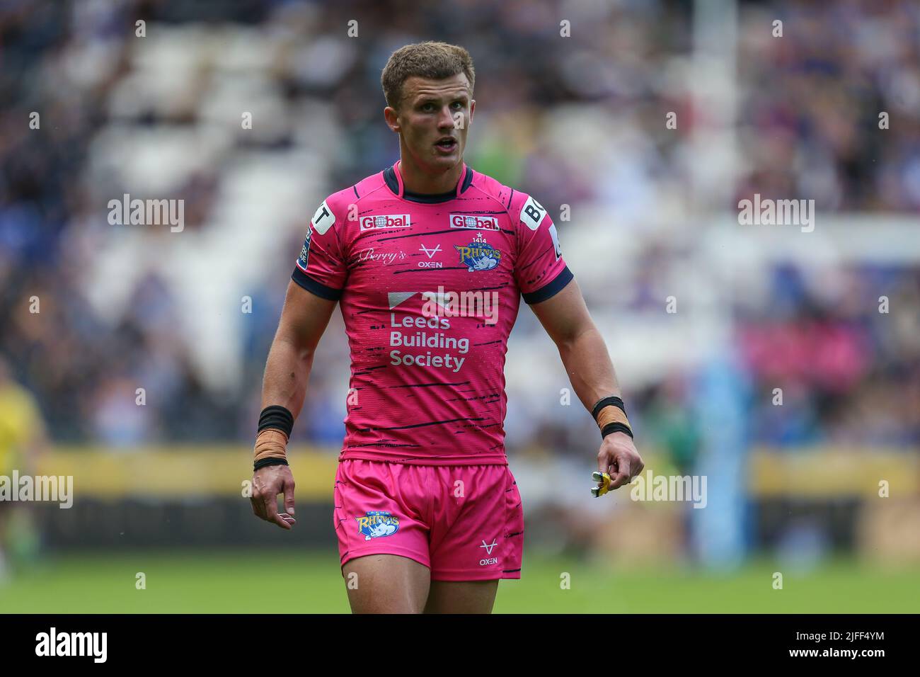 Leeds rhinos ash handley hull fc hi-res stock photography and images ...