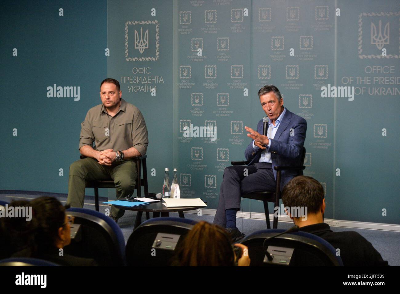 Andrii yermak hi-res stock photography and images - Alamy