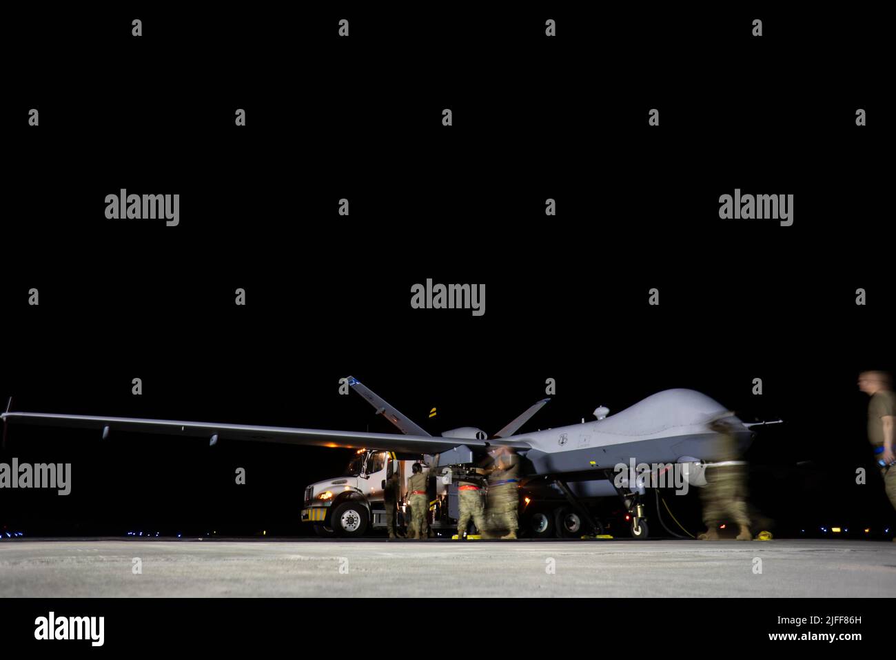 49th aircraft maintenance squadron hi-res stock photography and images ...