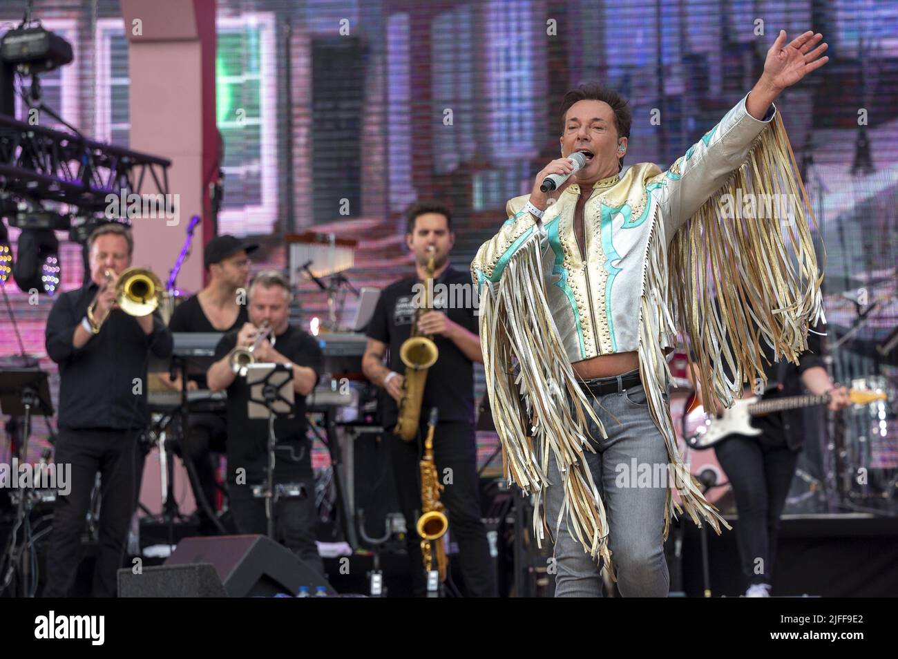 Gerard jolings performance hi-res stock photography and images - Alamy