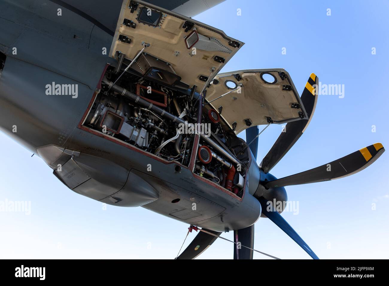 Turboprop engine Europrop TP400-D6, military transport aircraft Airbus ...