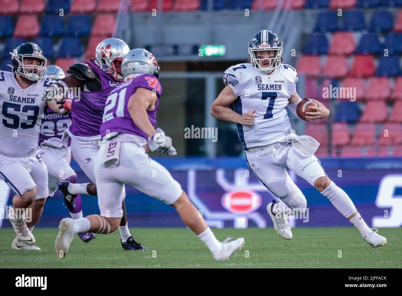 Luke zahradka hi-res stock photography and images - Alamy