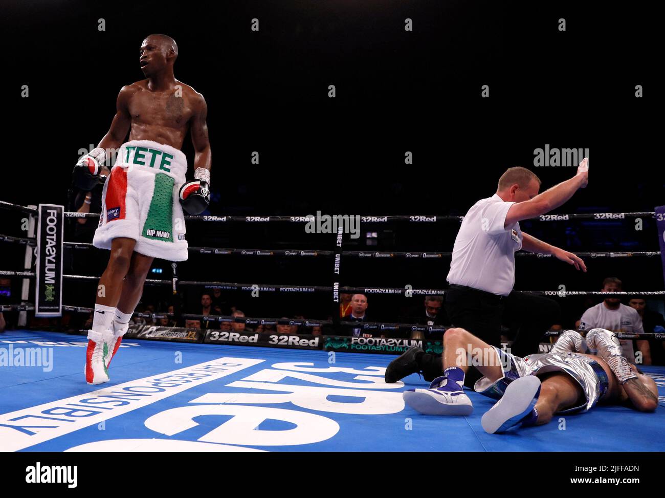 Jason cunningham boxing hi-res stock photography and images - Alamy