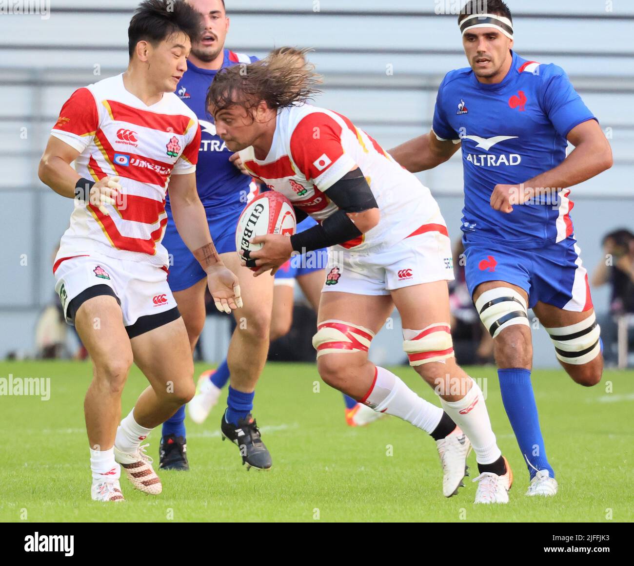Toyota, Japan. 2nd July, 2022. Japan's lock Wimpie Vanderwalt carries ...