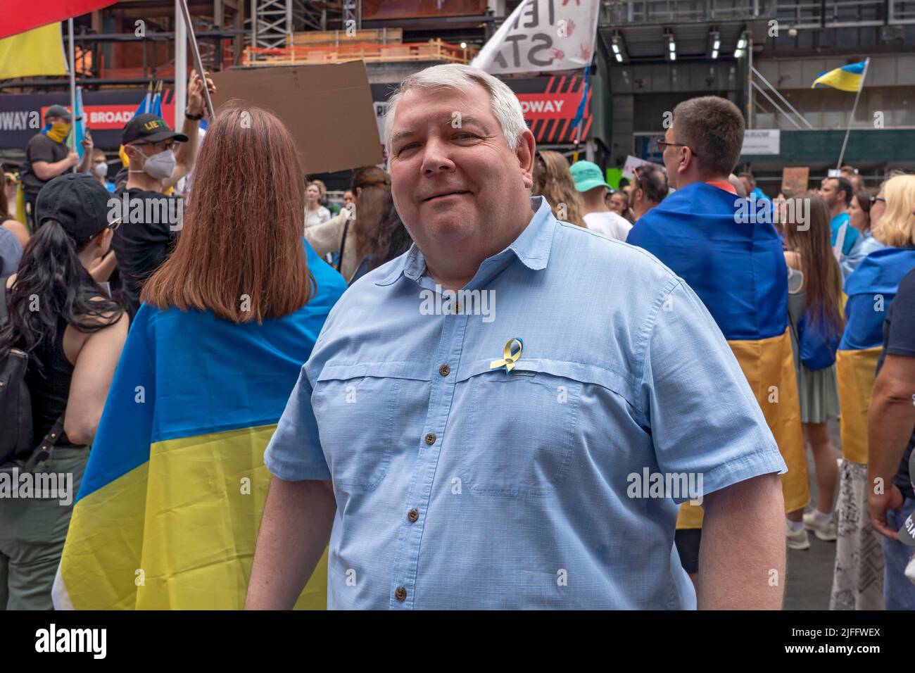 Consul general of ukraine hi-res stock photography and images - Alamy