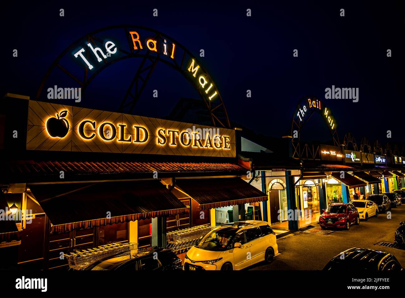 Cold Storage at The Rail Mall. It is situated along Upper Bukit Timah ...