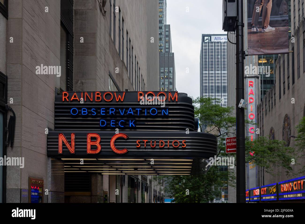 A Rainbow Room Observation Deck sign letters on Rockefeller Center ...