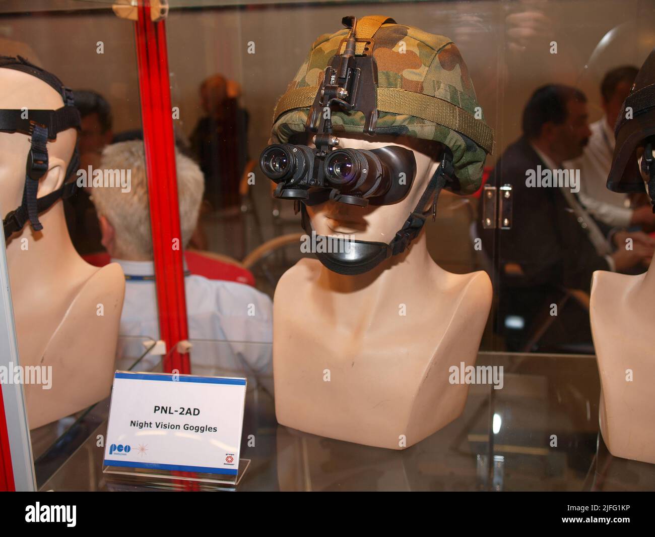 Army night vision hi-res stock photography and images - Alamy