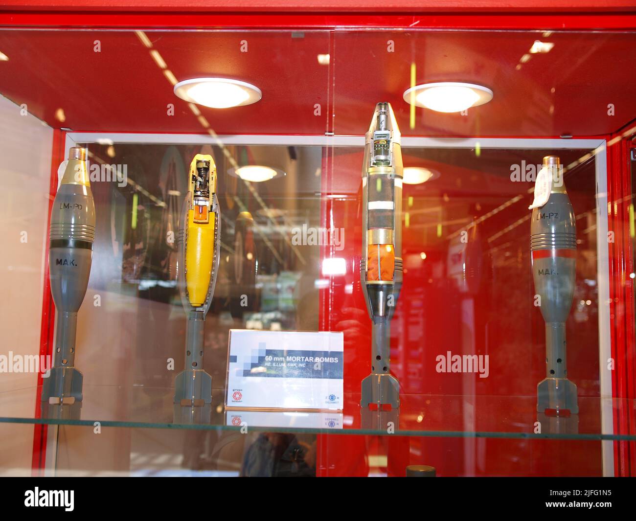 Mortar rounds hi-res stock photography and images - Alamy