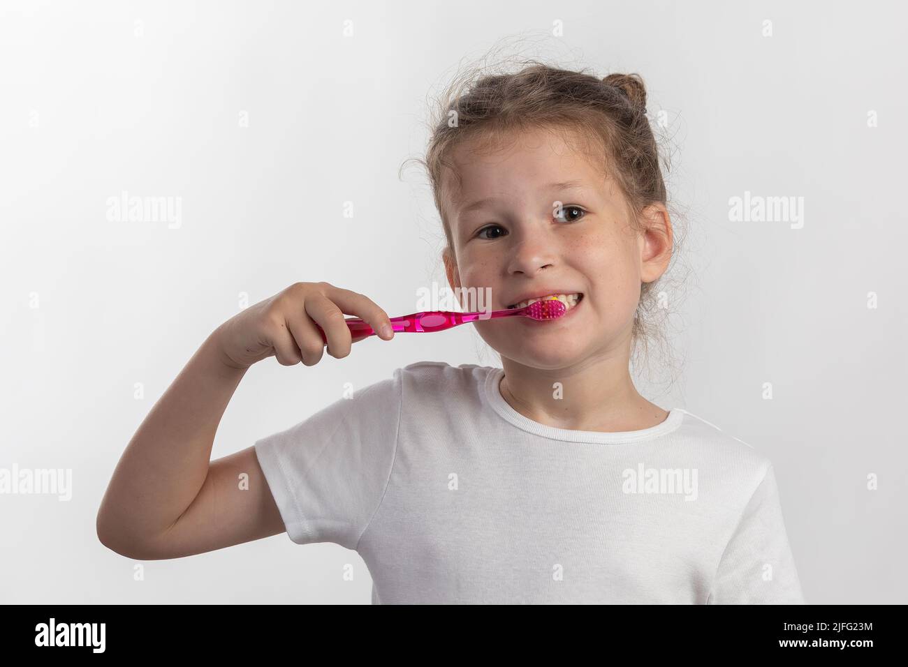 Cleaning teeth procedure hi-res stock photography and images - Alamy