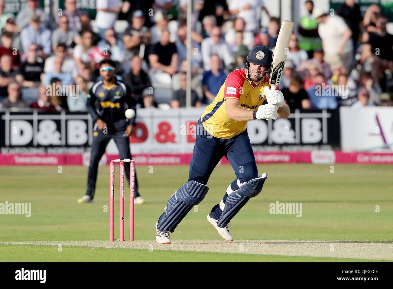 Paul Walter in batting action for Essex during Essex Eagles vs ...