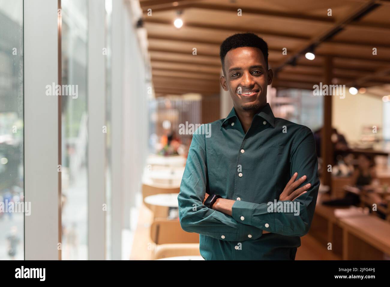 Horizontal man men hi-res stock photography and images - Alamy