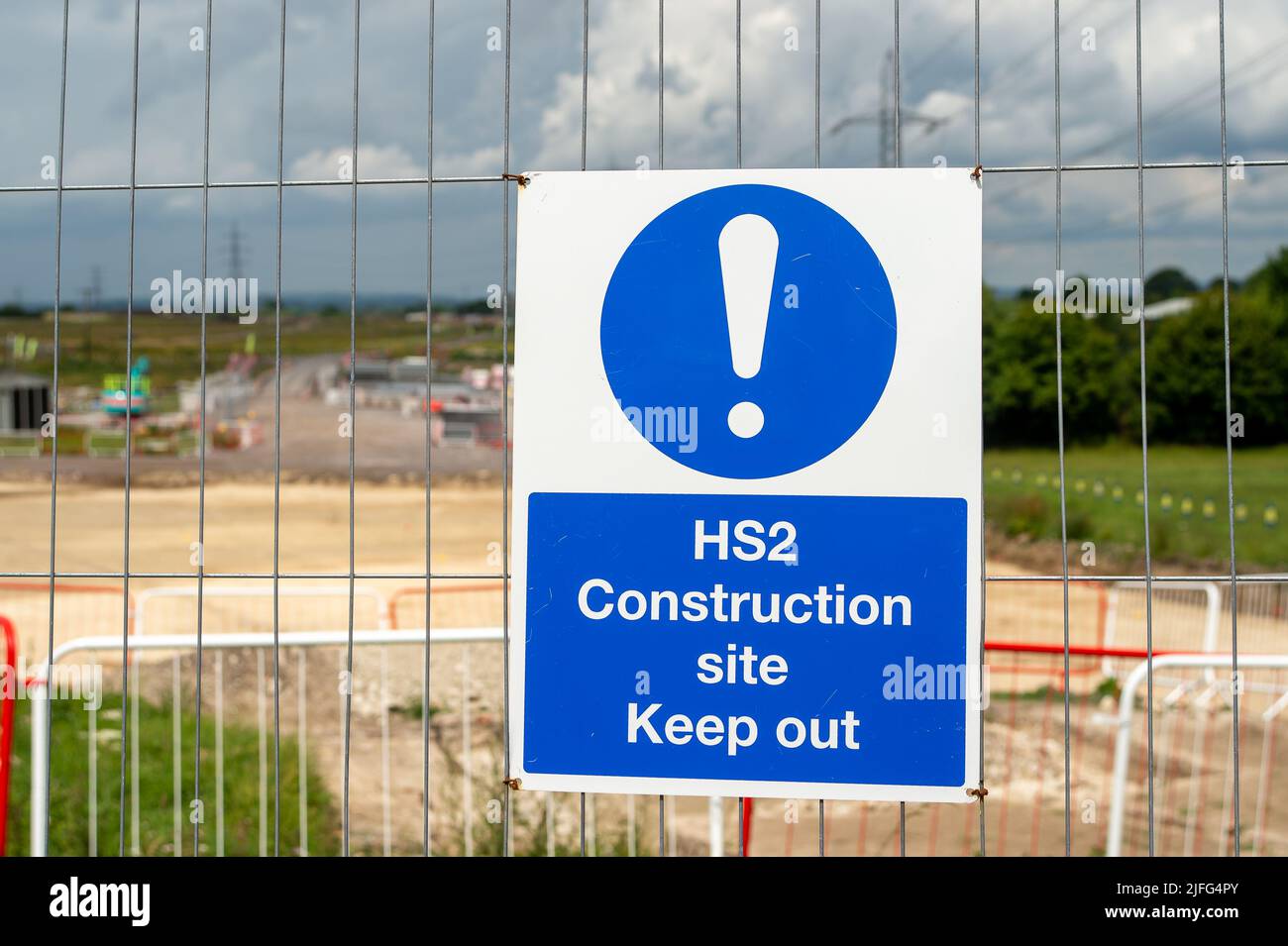 Hs2 train signs hi-res stock photography and images - Alamy