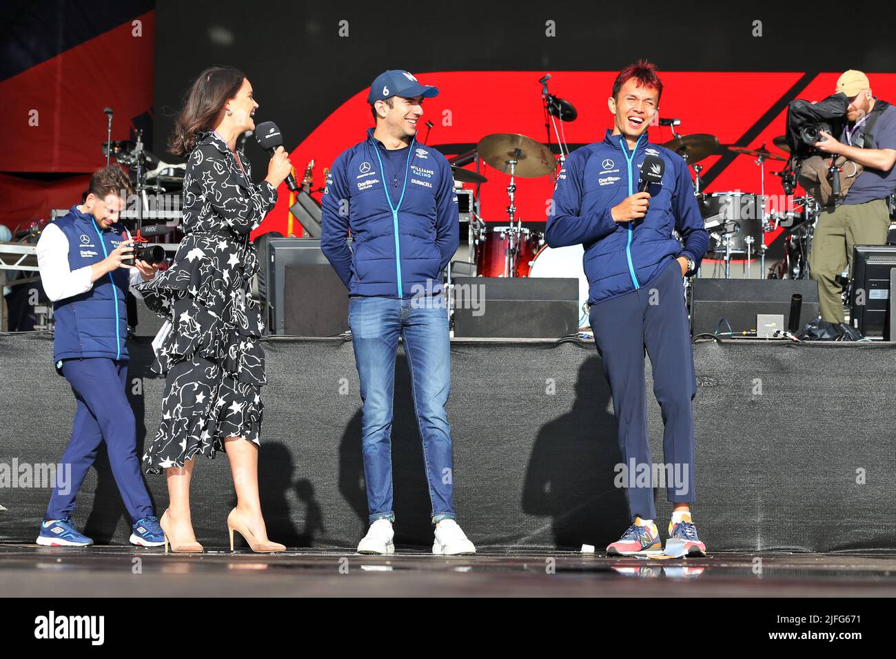 Laura winter hi-res stock photography and images - Alamy