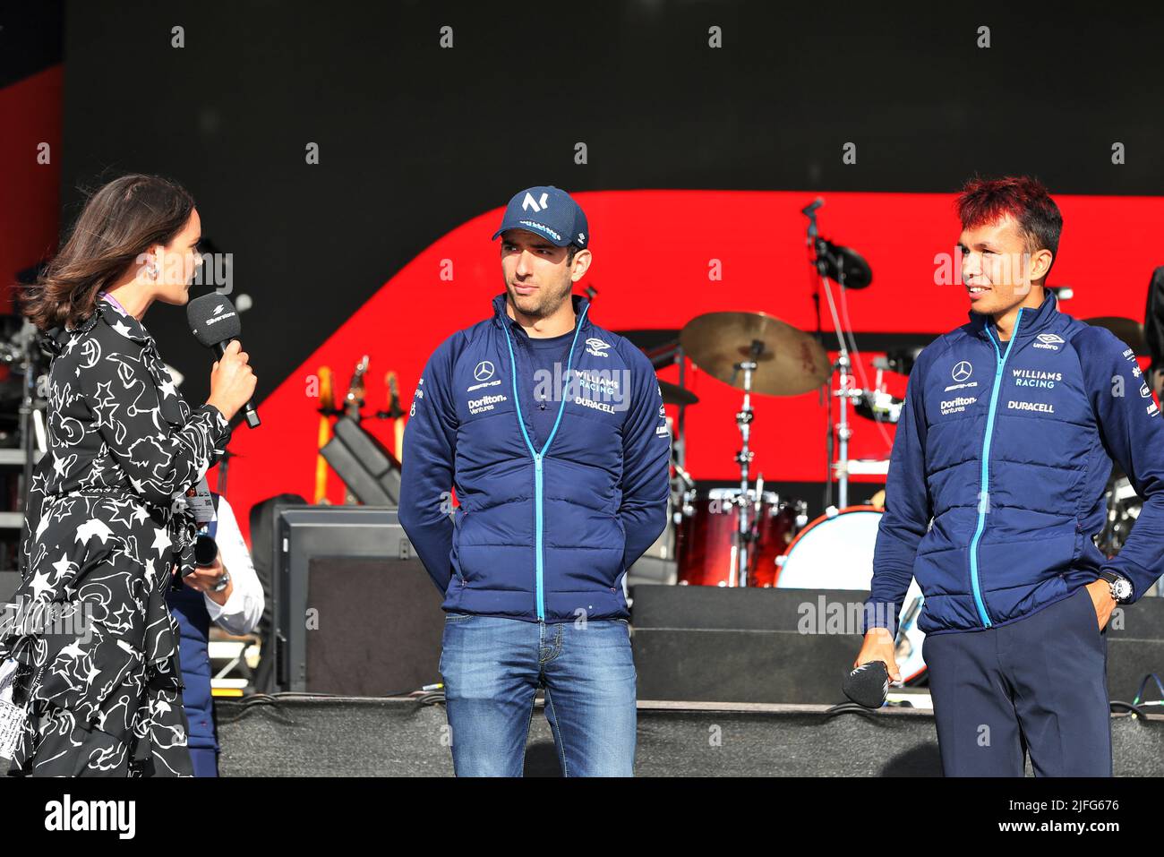 Laura winter hi-res stock photography and images - Alamy