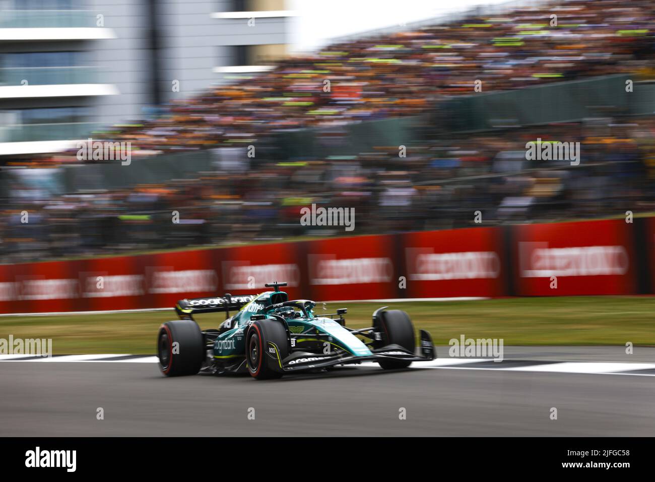 18 STROLL Lance (can), Aston Martin F1 Team AMR22, action during the Formula 1 Lenovo British ...