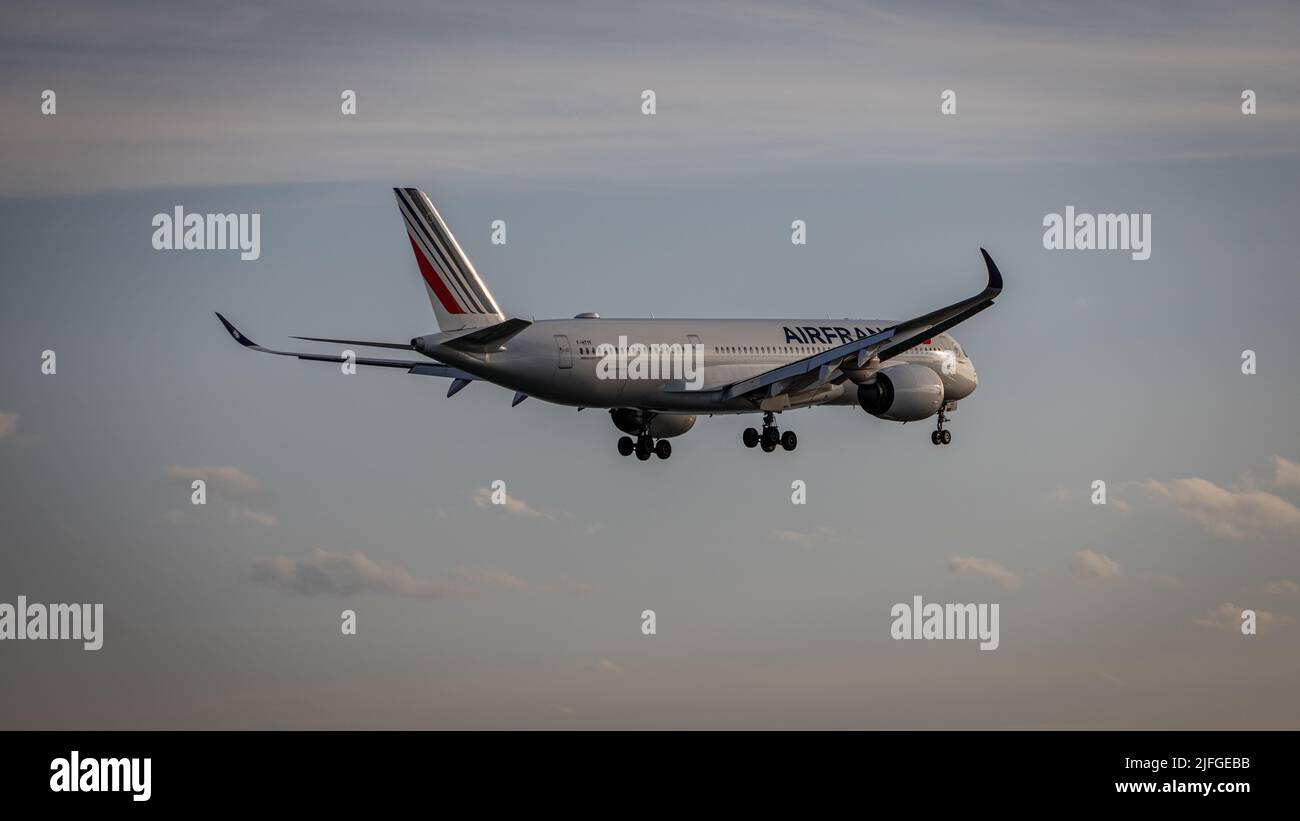 The Air France plane in flight Stock Photo - Alamy