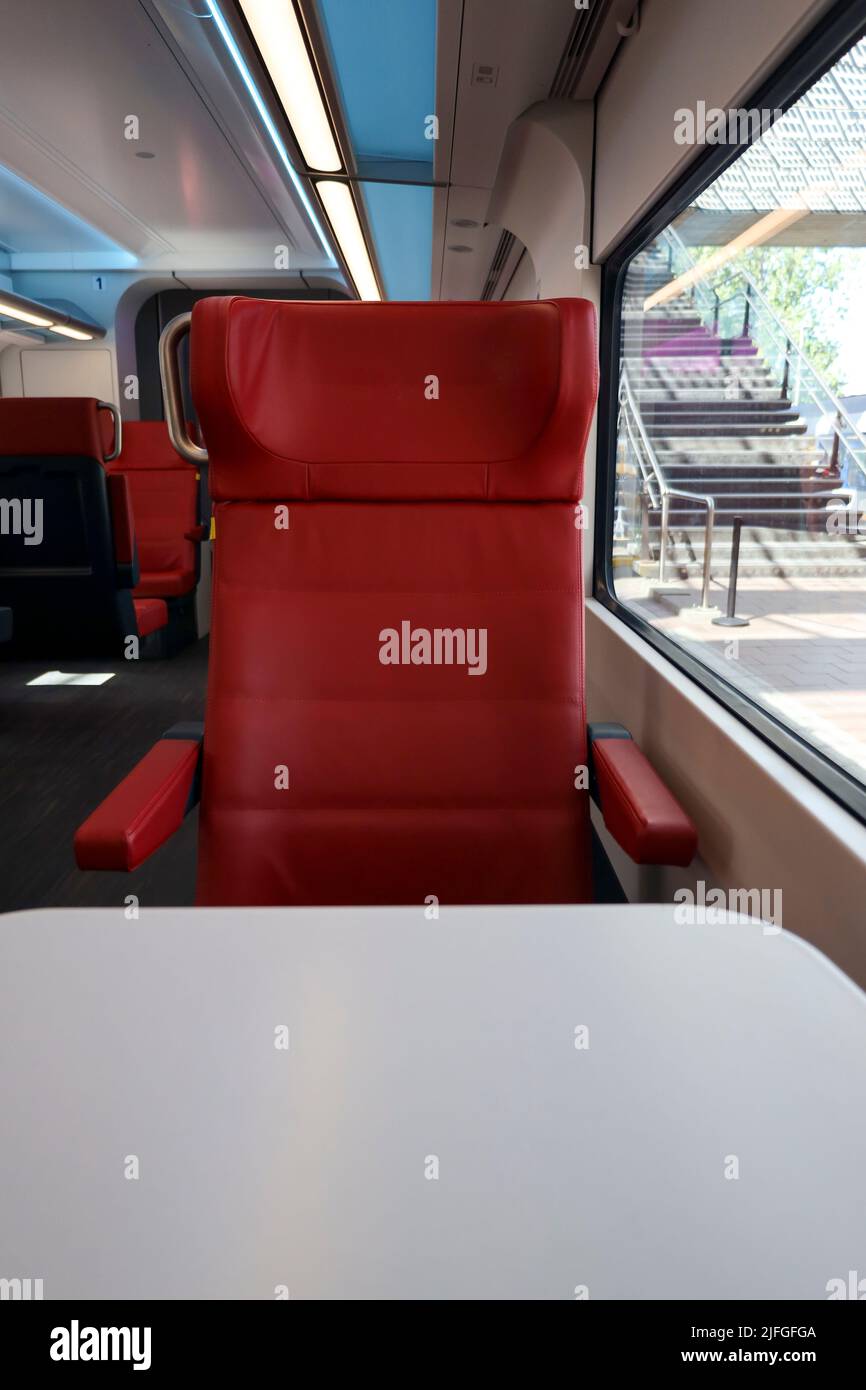 Rotterdam - july 2nd, Presentation new INCG intercity in the ...