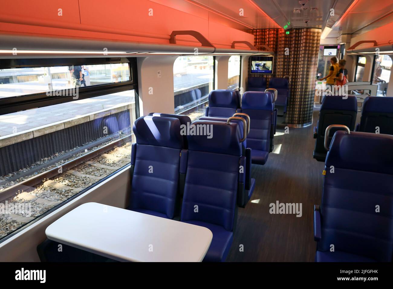 Rotterdam - july 2nd, Presentation new INCG intercity in the ...