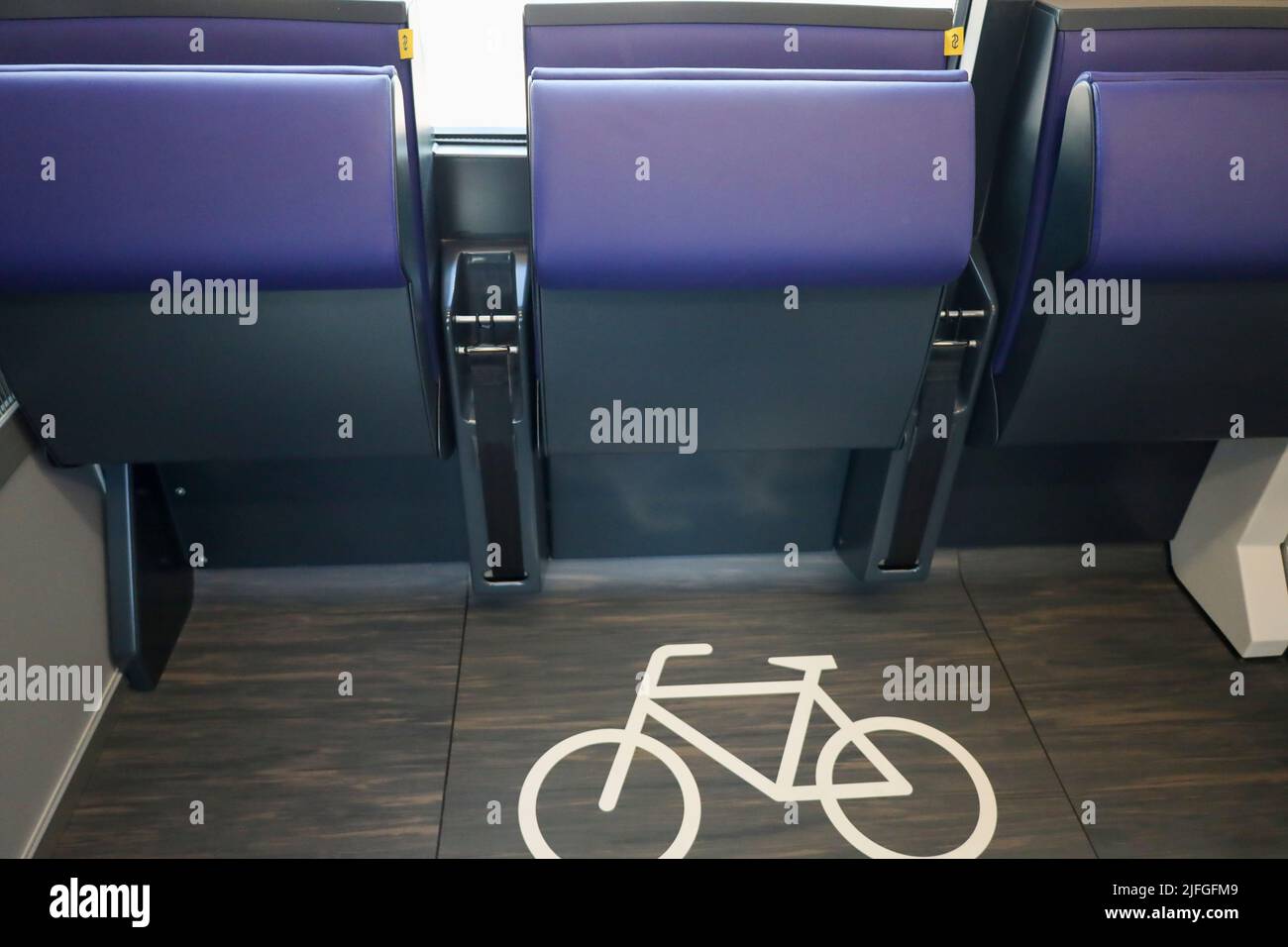 Rotterdam - july 2nd, Presentation new INCG intercity in the ...