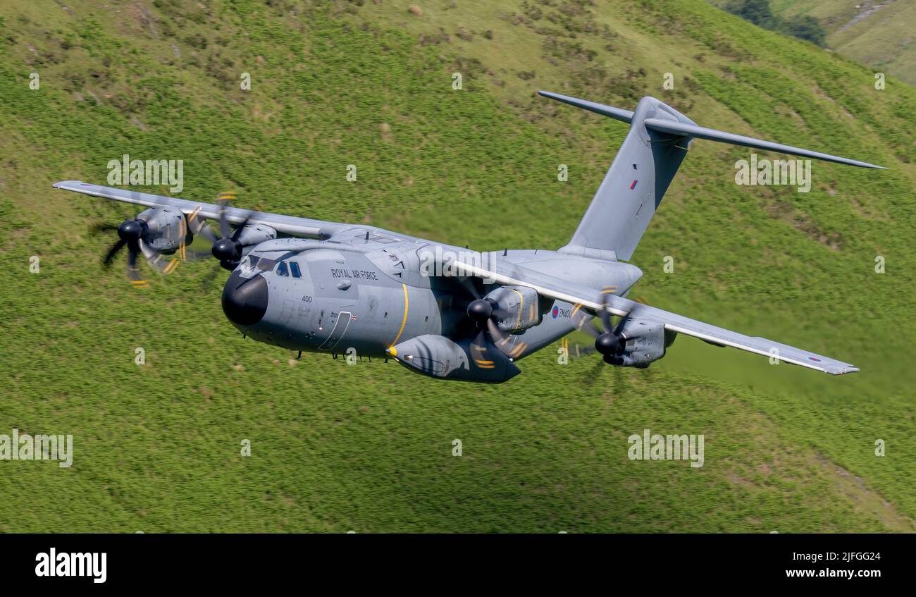 RAF Atlas C.1 (A400M) navigating through LFA7 in Wales on a low level ...