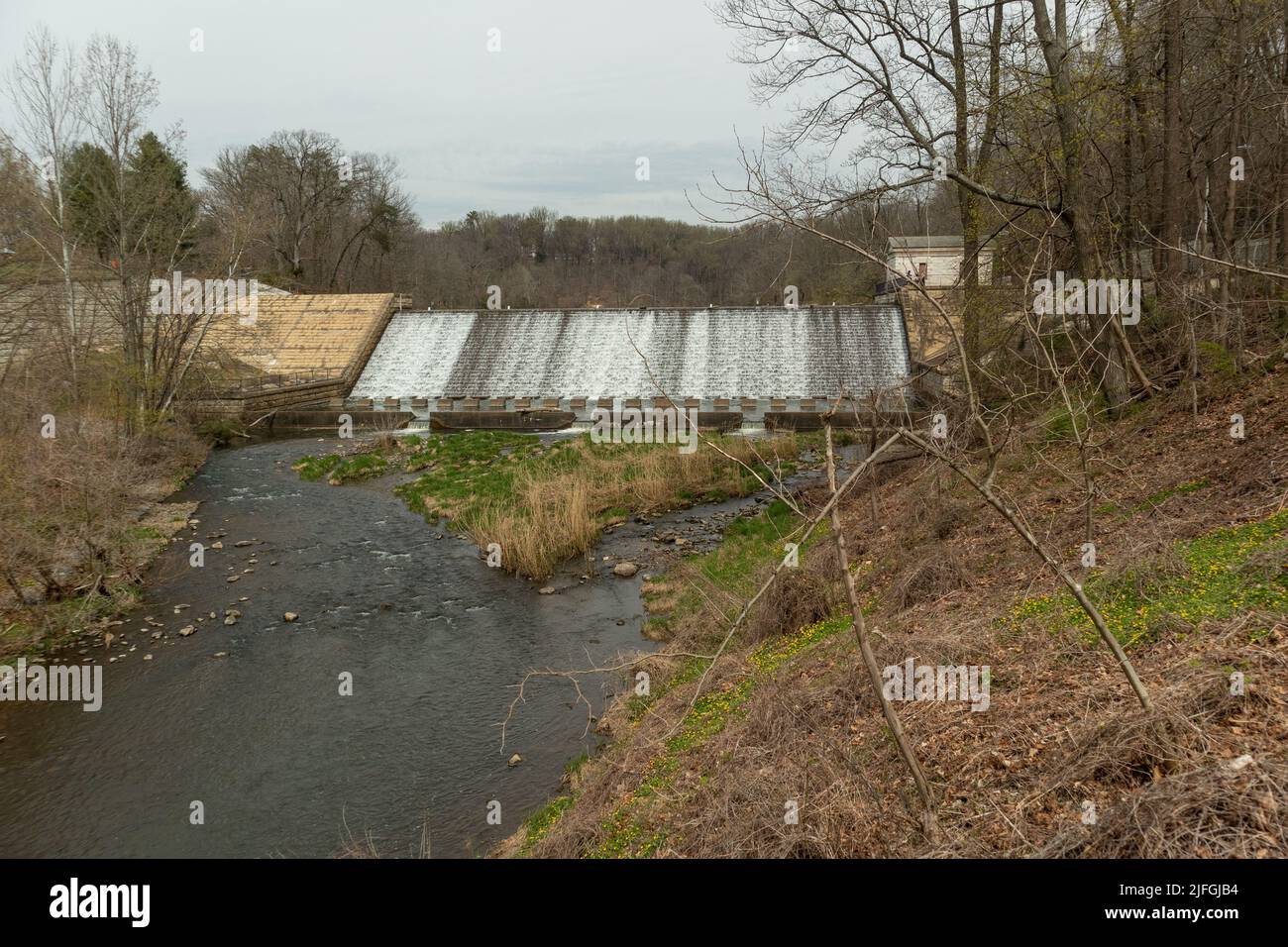 A view of the Lake Roland Dam in Baltimore, Maryland Stock Photo - Alamy